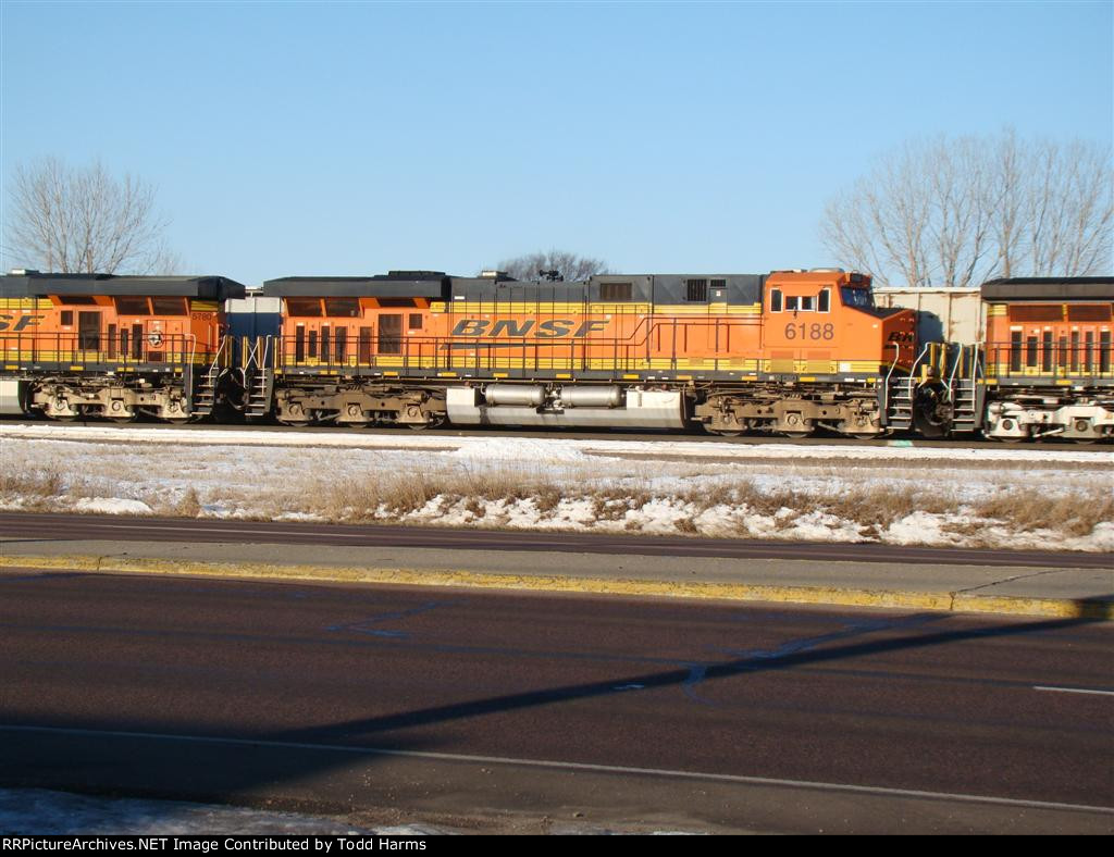 BNSF 6188